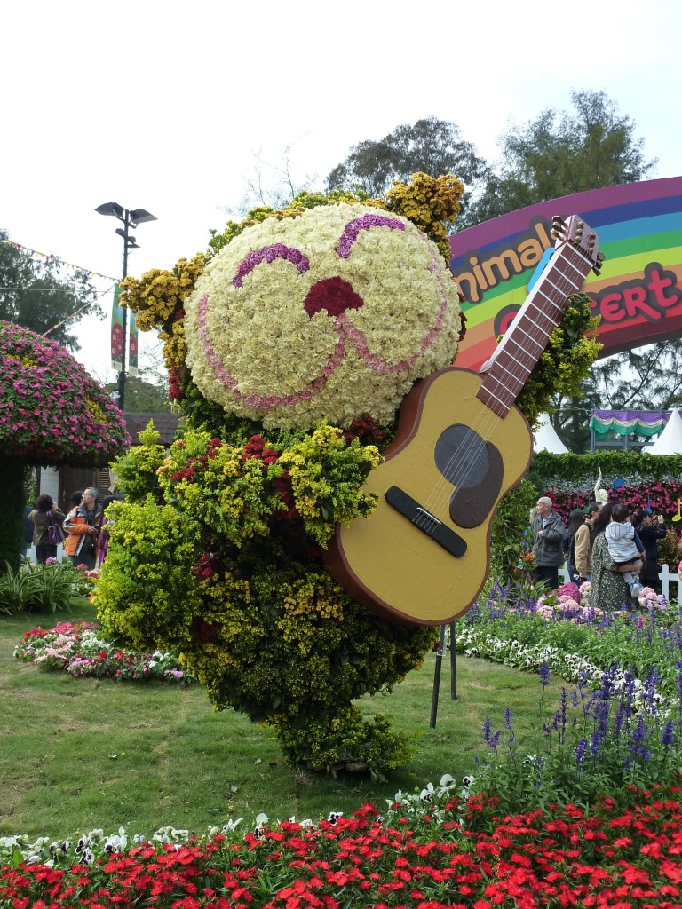 Hong Kong Flower Show 2011: It’s all coming up roses (and tulips… and ...
